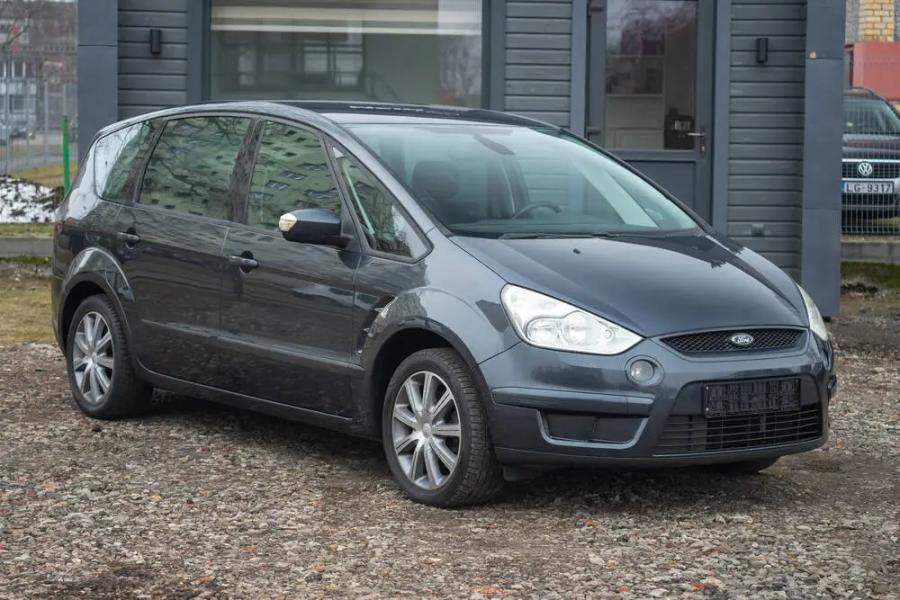 Pelēks Ford S-Max 2007 Liepāja, ar dzinēja tilpumu 2.00 L un nobraukumu 275 tūkst. km par 3400 €, foto 6 vietnē AUTOMOTO.COM.LV