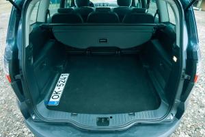 Pelēks Ford S-Max 2007 Liepāja, ar dzinēja tilpumu 2.00 L un nobraukumu 275 tūkst. km par 3400 €, foto 12 vietnē AUTOMOTO.COM.LV