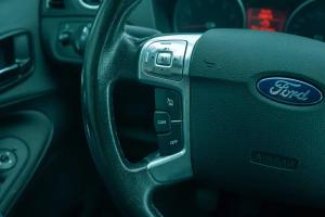 Pelēks Ford S-Max 2007 Liepāja, ar dzinēja tilpumu 2.00 L un nobraukumu 275 tūkst. km par 3400 €, foto 20 vietnē AUTOMOTO.COM.LV