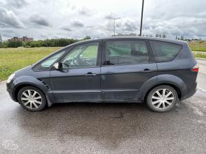 Grey Ford S-Max 2007 in Kaunas, with an engine capacity of 2.00 L and mileage of 292 thousand km for 990 €, photo 3 on AUTOMOTO.COM.LV