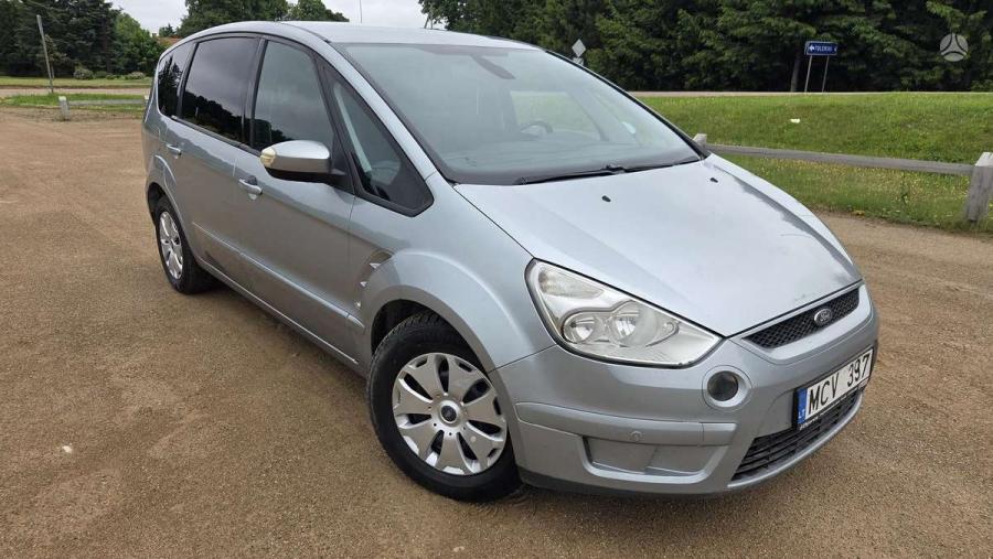Pelēks Ford S-Max 2007 Utena, ar dzinēja tilpumu 1.75 L un nobraukumu 273 tūkst. km par 2200 €, foto 9 vietnē AUTOMOTO.COM.LV