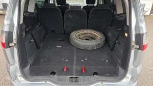 Pelēks Ford S-Max 2007 Utena, ar dzinēja tilpumu 1.75 L un nobraukumu 273 tūkst. km par 2200 €, foto 16 vietnē AUTOMOTO.COM.LV