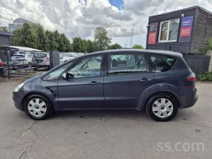 Grey Ford S-Max 2007 in Riga, with an engine capacity of 1.80 L and mileage of 404 thousand km for 1990 €, photo 5 on AUTOMOTO.COM.LV