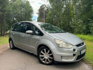 Grey Ford S-Max 2007 in Panevezys, with an engine capacity of 2.00 L and mileage of 293 thousand km for 1250 €, photo 5 on AUTOMOTO.COM.LV