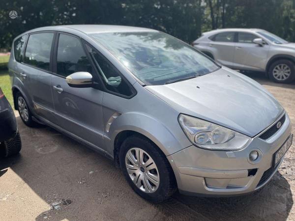 Grey Ford S-Max 2007 in Vilnius, with an engine capacity of 1.80 L and mileage of 230 thousand km for 600 €, photo 1 on AUTOMOTO.COM.LV