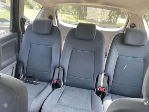 Pelēks Ford S-Max 2007 Viļņa, ar dzinēja tilpumu 1.80 L un nobraukumu 230 tūkst. km par 600 €, foto 9 vietnē AUTOMOTO.COM.LV