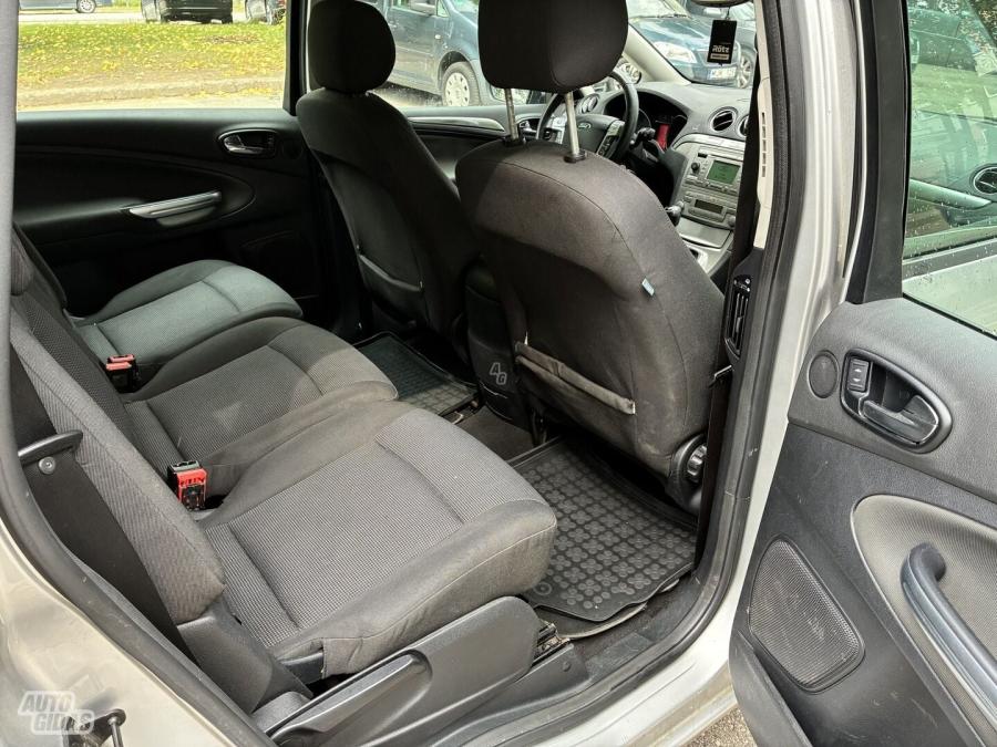 Grey Ford S-Max 2007 in Vilnius, with an engine capacity of 2.00 L and mileage of 340 thousand km for 1750 €, photo 8 on AUTOMOTO.COM.LV