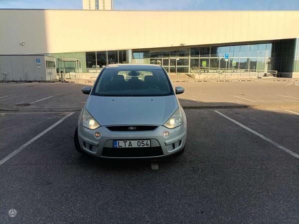 Pelēks Ford S-Max 2007 Viļņa, ar dzinēja tilpumu 2.00 L un nobraukumu 296 tūkst. km par 2000 €, foto 4 vietnē AUTOMOTO.COM.LV