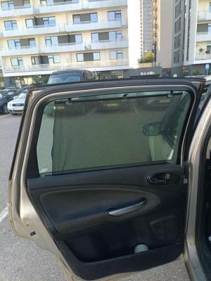 Grey Ford S-Max 2007 in Vilnius, with an engine capacity of 2.00 L and mileage of 296 thousand km for 2000 €, photo 6 on AUTOMOTO.COM.LV