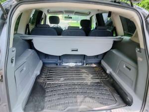 Grey Ford S-Max 2007 in Vilnius, with an engine capacity of 2.00 L and mileage of 299 thousand km for 2350 €, photo 13 on AUTOMOTO.COM.LV