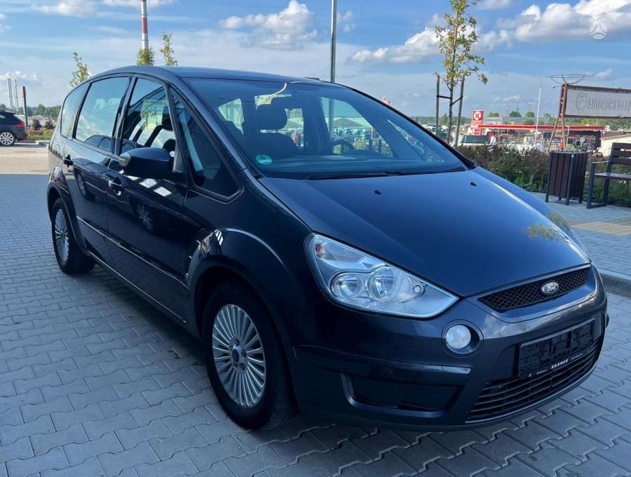 Grey Ford S-Max 2007 in Vilnius, with an engine capacity of 2.00 L and mileage of 268 thousand km for 3400 €, photo 3 on AUTOMOTO.COM.LV