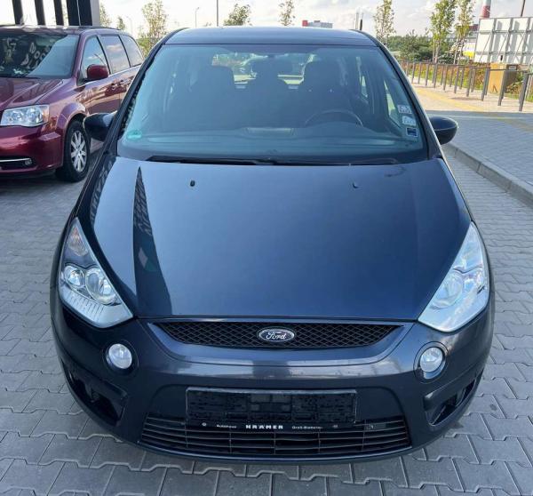 Pelēks Ford S-Max 2007 Viļņa, ar dzinēja tilpumu 2.00 L un nobraukumu 268 tūkst. km par 3400 €, foto 3 vietnē AUTOMOTO.COM.LV