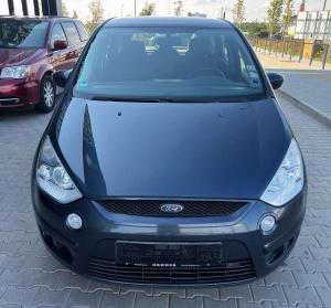 Grey Ford S-Max 2007 in Vilnius, with an engine capacity of 2.00 L and mileage of 268 thousand km for 3400 €, photo 4 on AUTOMOTO.COM.LV