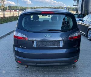 Grey Ford S-Max 2007 in Vilnius, with an engine capacity of 2.00 L and mileage of 268 thousand km for 3400 €, photo 5 on AUTOMOTO.COM.LV