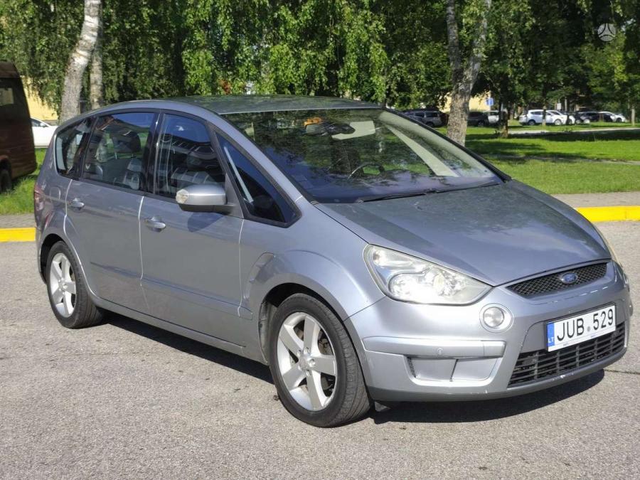 Pelēks Ford S-Max 2007 Utena, ar dzinēja tilpumu 1.75 L un nobraukumu 369 tūkst. km par 1550 €, foto 3 vietnē AUTOMOTO.COM.LV