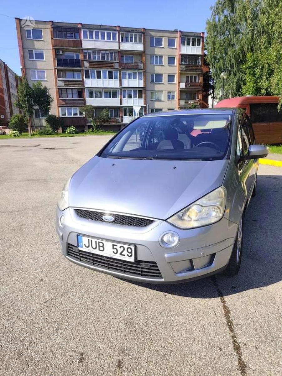 Pelēks Ford S-Max 2007 Utena, ar dzinēja tilpumu 1.75 L un nobraukumu 369 tūkst. km par 1550 €, foto 5 vietnē AUTOMOTO.COM.LV