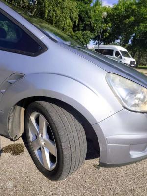 Pelēks Ford S-Max 2007 Utena, ar dzinēja tilpumu 1.75 L un nobraukumu 369 tūkst. km par 1550 €, foto 9 vietnē AUTOMOTO.COM.LV
