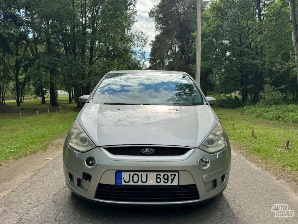 Pelēks Ford S-Max 2007 Panevēža, ar dzinēja tilpumu 2.00 L un nobraukumu 290 tūkst. km par 999 €, foto 3 vietnē AUTOMOTO.COM.LV