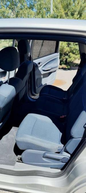 Pelēks Ford S-Max 2007 Druskininkai, ar dzinēja tilpumu 2.00 L un nobraukumu 277 tūkst. km par 2800 €, foto 12 vietnē AUTOMOTO.COM.LV