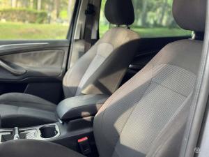 Grey Ford S-Max 2007 in Radviliskis, with an engine capacity of 2.00 L and mileage of 28 thousand km for 2050 €, photo 14 on AUTOMOTO.COM.LV