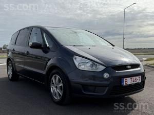 Pelēks Ford S-Max 2007 Liepāja, ar dzinēja tilpumu 1.80 L un nobraukumu 318 tūkst. km par 3400 €, foto 4 vietnē AUTOMOTO.COM.LV