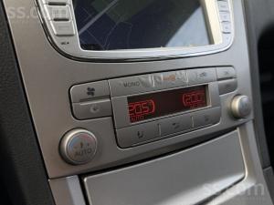 Grey Ford S-Max 2007 in Liepaja, with an engine capacity of 1.80 L and mileage of 318 thousand km for 3400 €, photo 19 on AUTOMOTO.COM.LV