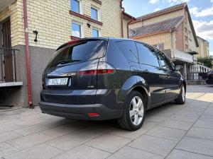 Grey Ford S-Max 2007 in Siauliai, with an engine capacity of 2.00 L and mileage of 303 thousand km for 2800 €, photo 5 on AUTOMOTO.COM.LV
