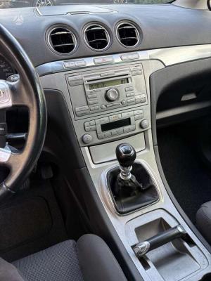 Grey Ford S-Max 2007 in Siauliai, with an engine capacity of 2.00 L and mileage of 303 thousand km for 2800 €, photo 11 on AUTOMOTO.COM.LV