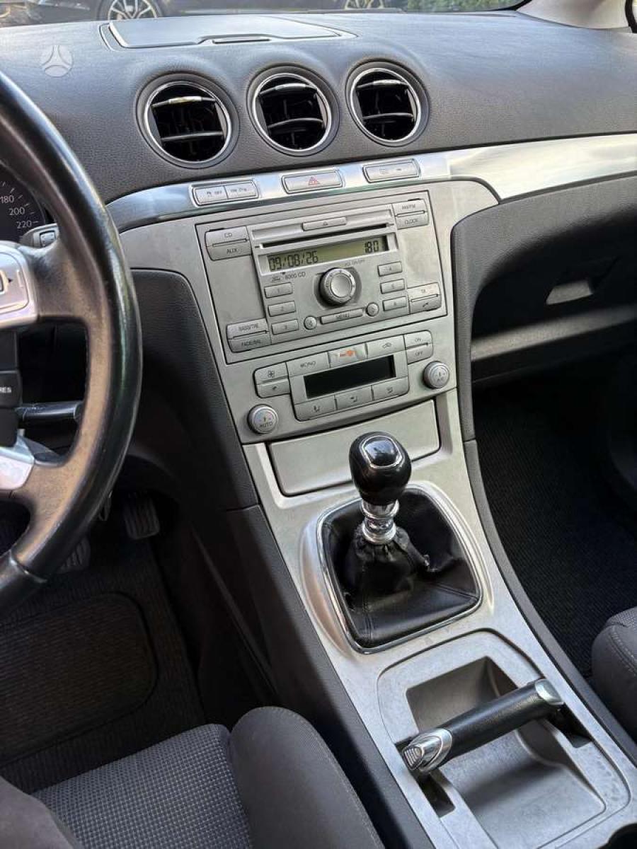 Grey Ford S-Max 2007 in Siauliai, with an engine capacity of 2.00 L and mileage of 303 thousand km for 2800 €, photo 11 on AUTOMOTO.COM.LV