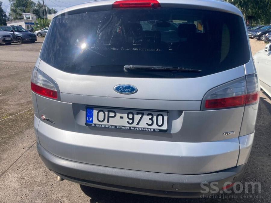 Pelēks Ford S-Max 2007 Rīga, ar dzinēja tilpumu 2.00 L un nobraukumu 298 tūkst. km par 2800 €, foto 6 vietnē AUTOMOTO.COM.LV