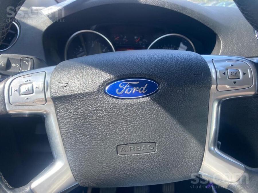 Pelēks Ford S-Max 2007 Rīga, ar dzinēja tilpumu 2.00 L un nobraukumu 298 tūkst. km par 2800 €, foto 8 vietnē AUTOMOTO.COM.LV