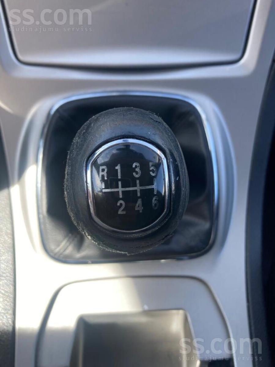 Pelēks Ford S-Max 2007 Rīga, ar dzinēja tilpumu 2.00 L un nobraukumu 298 tūkst. km par 2800 €, foto 16 vietnē AUTOMOTO.COM.LV