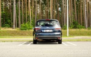 Pelēks Ford S-Max 2007 Rīga, ar dzinēja tilpumu 1.80 L un nobraukumu 404 tūkst. km par 1490 €, foto 8 vietnē AUTOMOTO.COM.LV