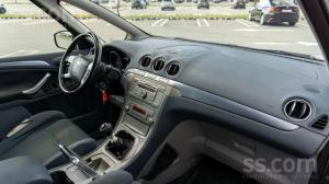 Pelēks Ford S-Max 2007 Rīga, ar dzinēja tilpumu 1.80 L un nobraukumu 404 tūkst. km par 1490 €, foto 12 vietnē AUTOMOTO.COM.LV