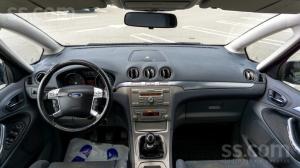 Pelēks Ford S-Max 2007 Rīga, ar dzinēja tilpumu 1.80 L un nobraukumu 404 tūkst. km par 1490 €, foto 13 vietnē AUTOMOTO.COM.LV