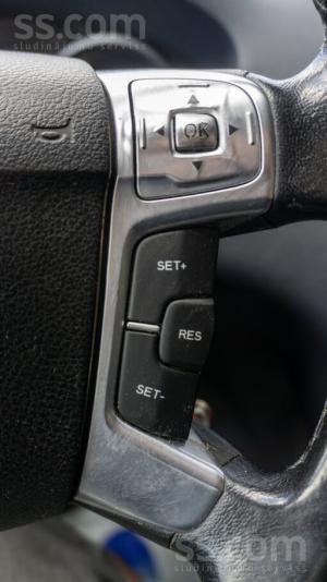 Pelēks Ford S-Max 2007 Rīga, ar dzinēja tilpumu 1.80 L un nobraukumu 404 tūkst. km par 1490 €, foto 20 vietnē AUTOMOTO.COM.LV