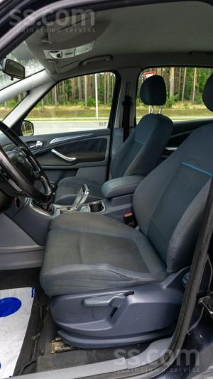 Pelēks Ford S-Max 2007 Rīga, ar dzinēja tilpumu 1.80 L un nobraukumu 404 tūkst. km par 1490 €, foto 21 vietnē AUTOMOTO.COM.LV