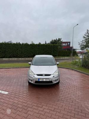Pelēks Ford S-Max 2007 Viļņa, ar dzinēja tilpumu 2.00 L un nobraukumu 383 tūkst. km par 1750 €, foto 3 vietnē AUTOMOTO.COM.LV