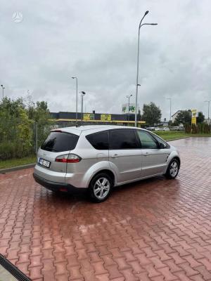 Pelēks Ford S-Max 2007 Viļņa, ar dzinēja tilpumu 2.00 L un nobraukumu 383 tūkst. km par 1750 €, foto 7 vietnē AUTOMOTO.COM.LV