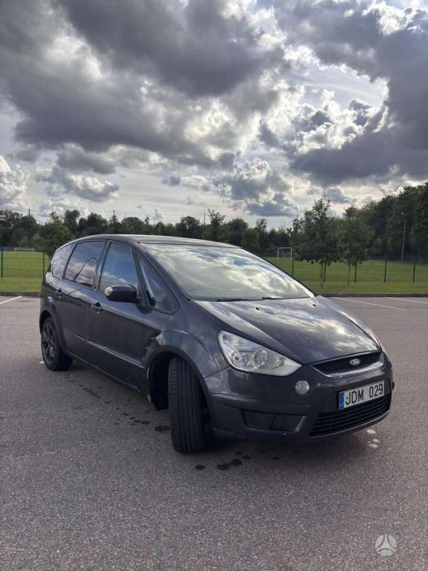 Pelēks Ford S-Max 2007 Kėdainiai, ar dzinēja tilpumu 2.00 L un nobraukumu 400 tūkst. km par 2700 €, foto 3 vietnē AUTOMOTO.COM.LV
