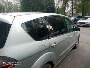 Pelēks Ford S-Max 2007 Viļņa, ar dzinēja tilpumu 1.75 L un nobraukumu 300 tūkst. km par 700 €, foto 7 vietnē AUTOMOTO.COM.LV