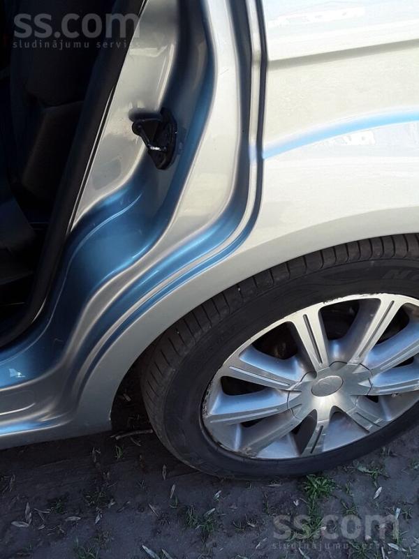 Pelēks Ford S-Max 2007 Rēzekne, ar dzinēja tilpumu 2.00 L un nobraukumu 0 tūkst. km par 2450 €, foto 7 vietnē AUTOMOTO.COM.LV