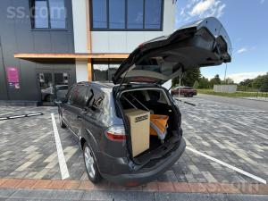 Grey Ford S-Max 2007 in Riga, with an engine capacity of 1.80 L and mileage of 435 thousand km for 2800 €, photo 5 on AUTOMOTO.COM.LV