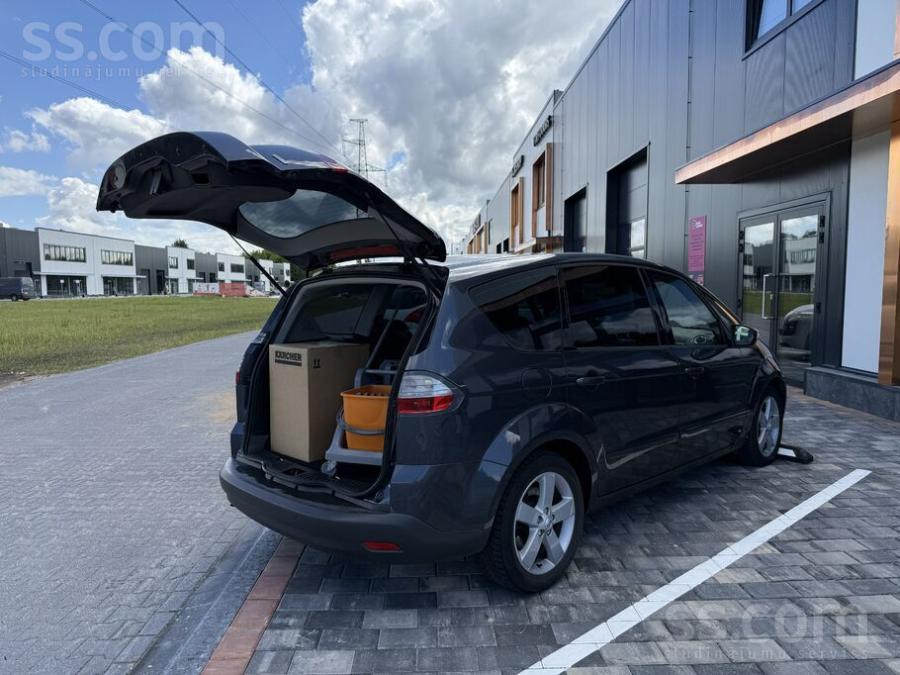 Grey Ford S-Max 2007 in Riga, with an engine capacity of 1.80 L and mileage of 435 thousand km for 2800 €, photo 6 on AUTOMOTO.COM.LV