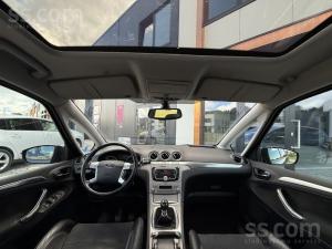 Grey Ford S-Max 2007 in Riga, with an engine capacity of 1.80 L and mileage of 435 thousand km for 2800 €, photo 11 on AUTOMOTO.COM.LV