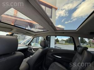Grey Ford S-Max 2007 in Riga, with an engine capacity of 1.80 L and mileage of 435 thousand km for 2800 €, photo 12 on AUTOMOTO.COM.LV
