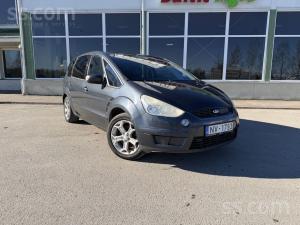 Grey Ford S-Max 2007 in Tukums, with an engine capacity of 1.80 L and mileage of 314 thousand km for 3270 €, photo 3 on AUTOMOTO.COM.LV