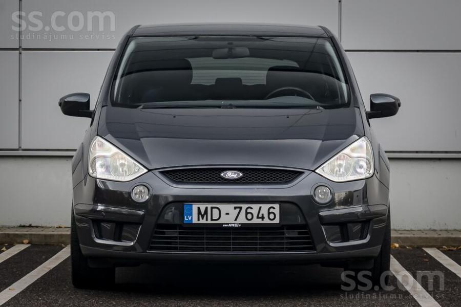 Pelēks Ford S-Max 2007 Rīga, ar dzinēja tilpumu 2.00 L un nobraukumu 338 tūkst. km par 3750 €, foto 3 vietnē AUTOMOTO.COM.LV