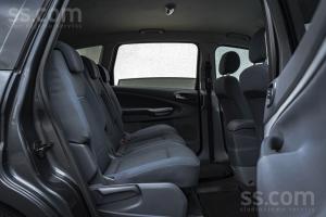 Pelēks Ford S-Max 2007 Rīga, ar dzinēja tilpumu 2.00 L un nobraukumu 338 tūkst. km par 3750 €, foto 12 vietnē AUTOMOTO.COM.LV