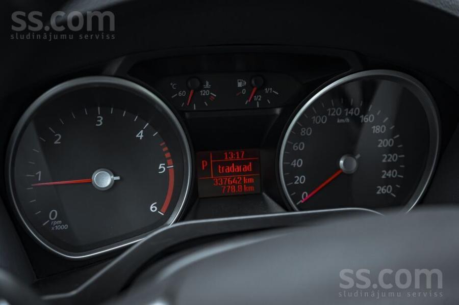 Pelēks Ford S-Max 2007 Rīga, ar dzinēja tilpumu 2.00 L un nobraukumu 338 tūkst. km par 3750 €, foto 15 vietnē AUTOMOTO.COM.LV
